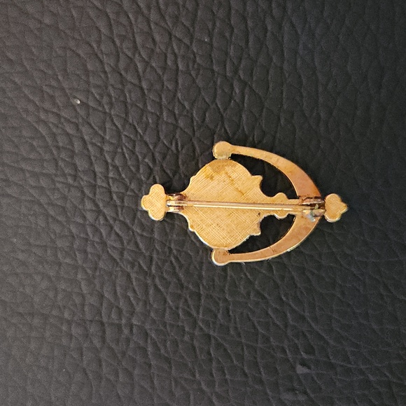 Avon | Jewelry | Avon Calling Pin Door Knocker 96s Jewelry | Poshmark
